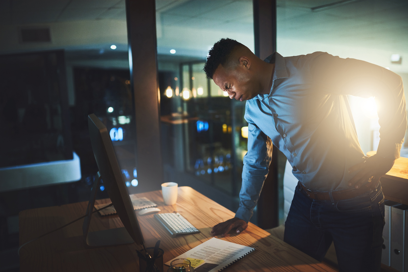 Back Pain Causes, Symptoms, and Treatments | AOS