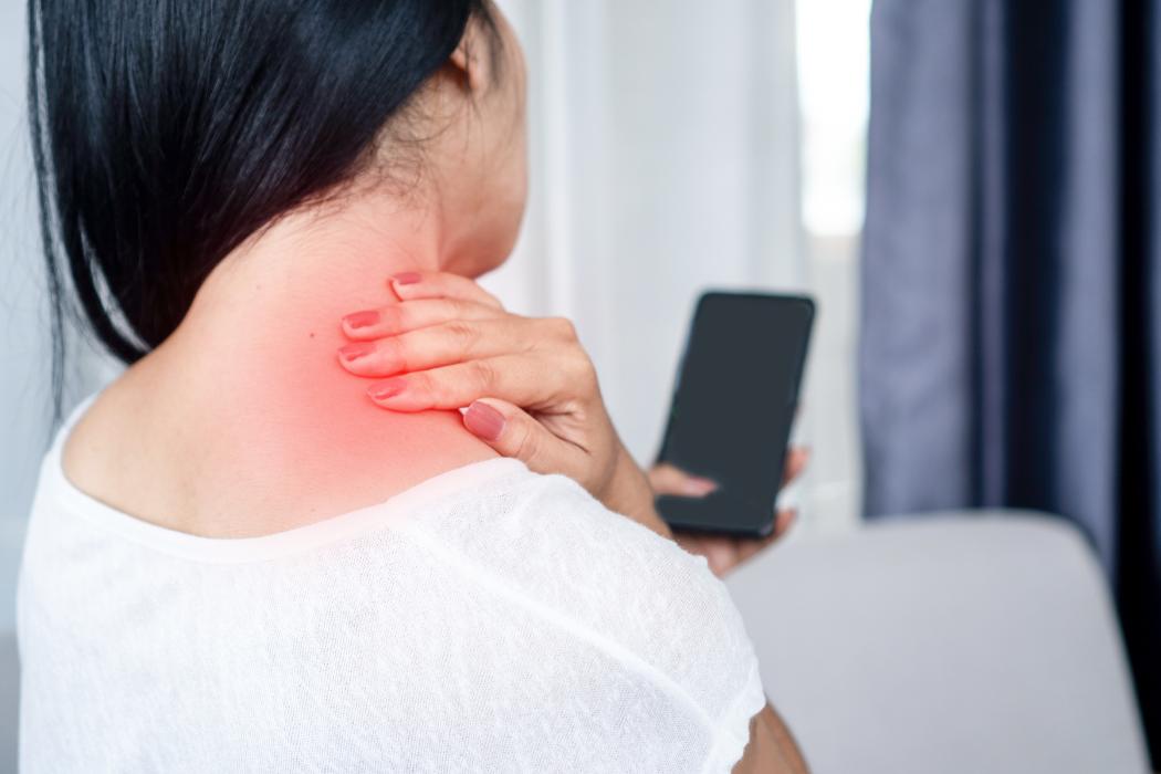Combatting Tech Neck and Shoulder Pain in a Digital Age | AOS