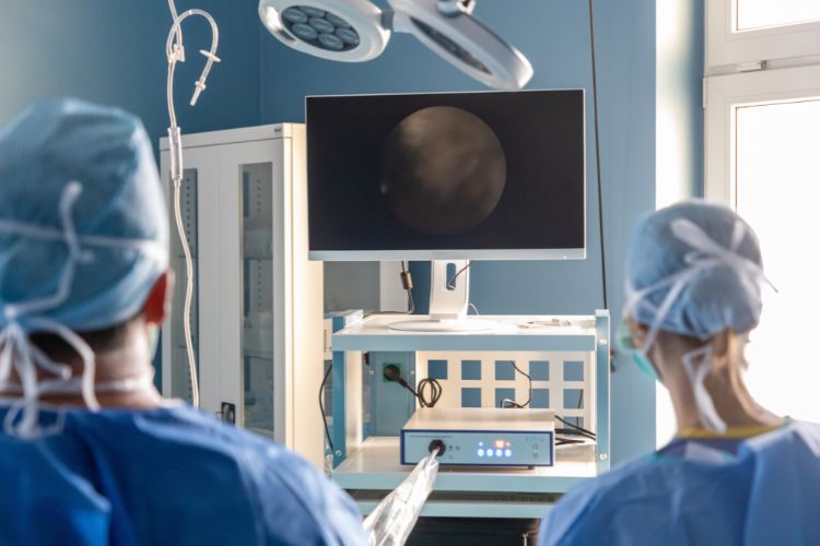 Knee Arthroscopy: A Minimally Invasive Solution | AOS